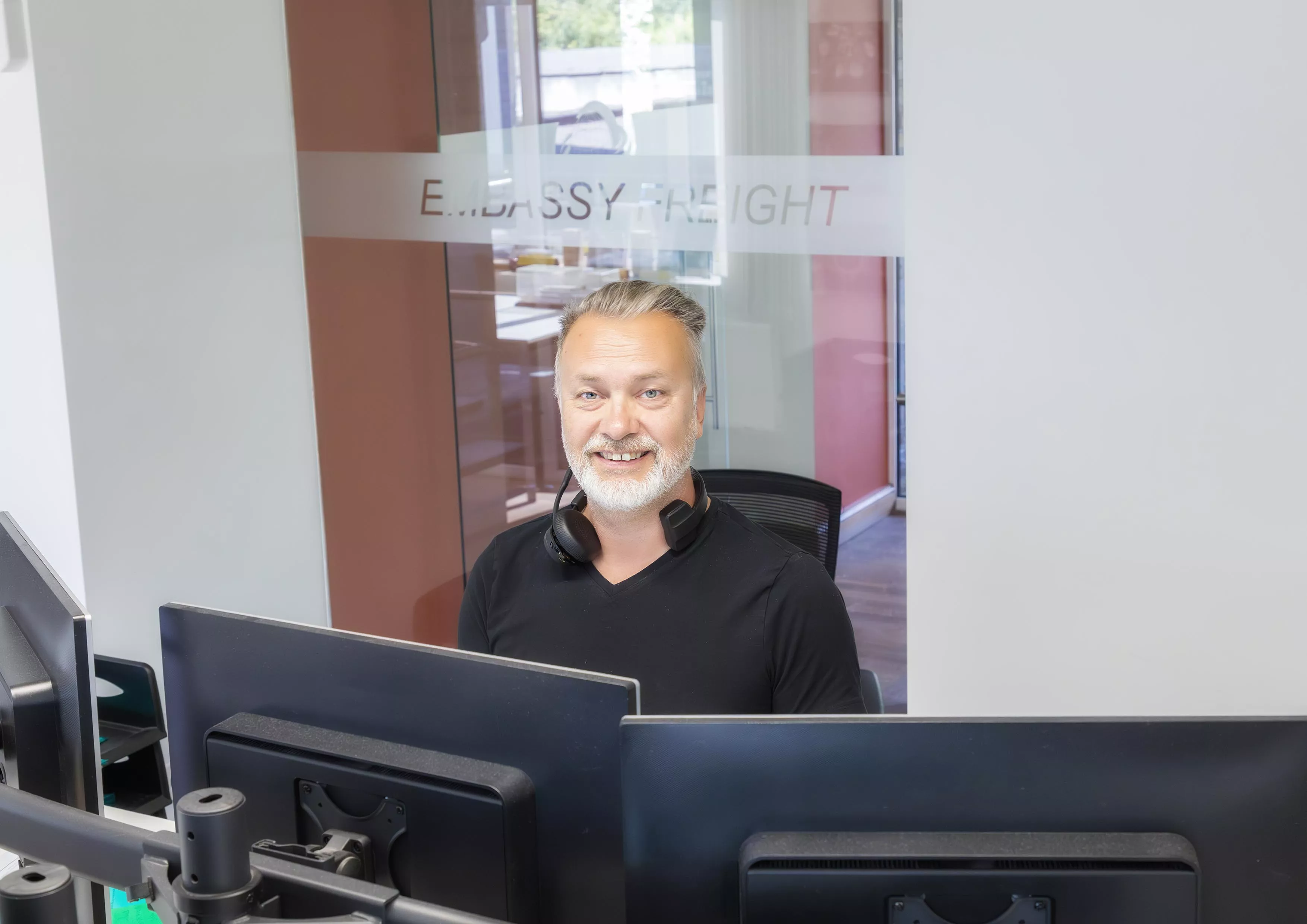 Contact | Embassy Freight UK